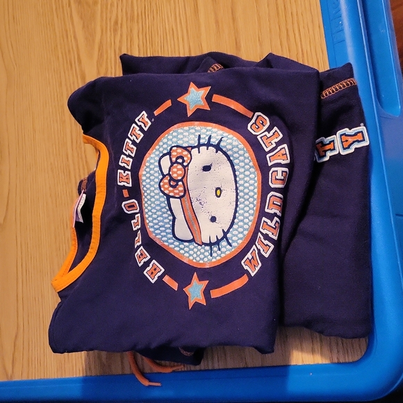 Matching Sets | Girls Hello Kitty Sweat Suit | Poshmark